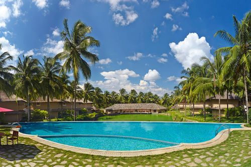 Infinity Swimming Pool - Great Mount Pollachi
